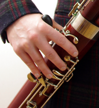Accommodating Large Hands – A Modern Guide to Teaching and Playing the ...